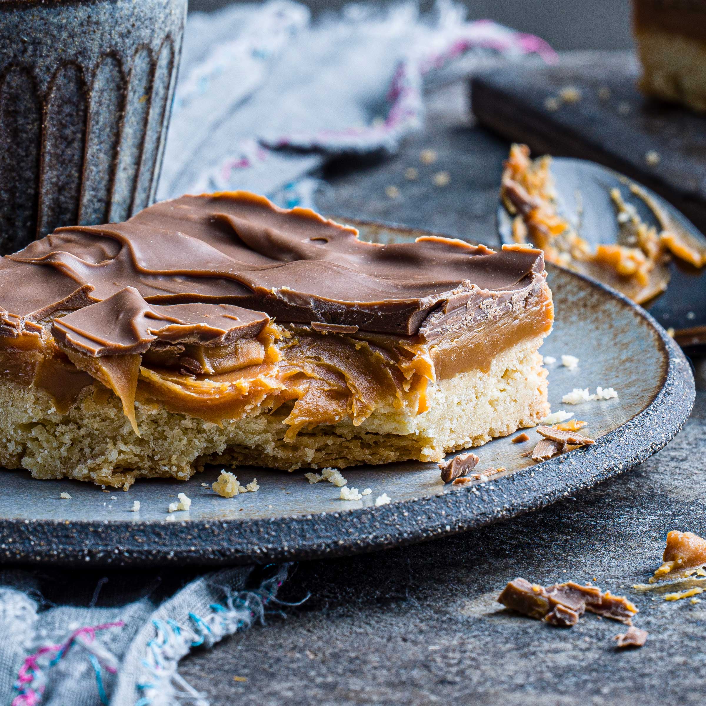 Wholesale Tray Bake, Bulk | Cakehead