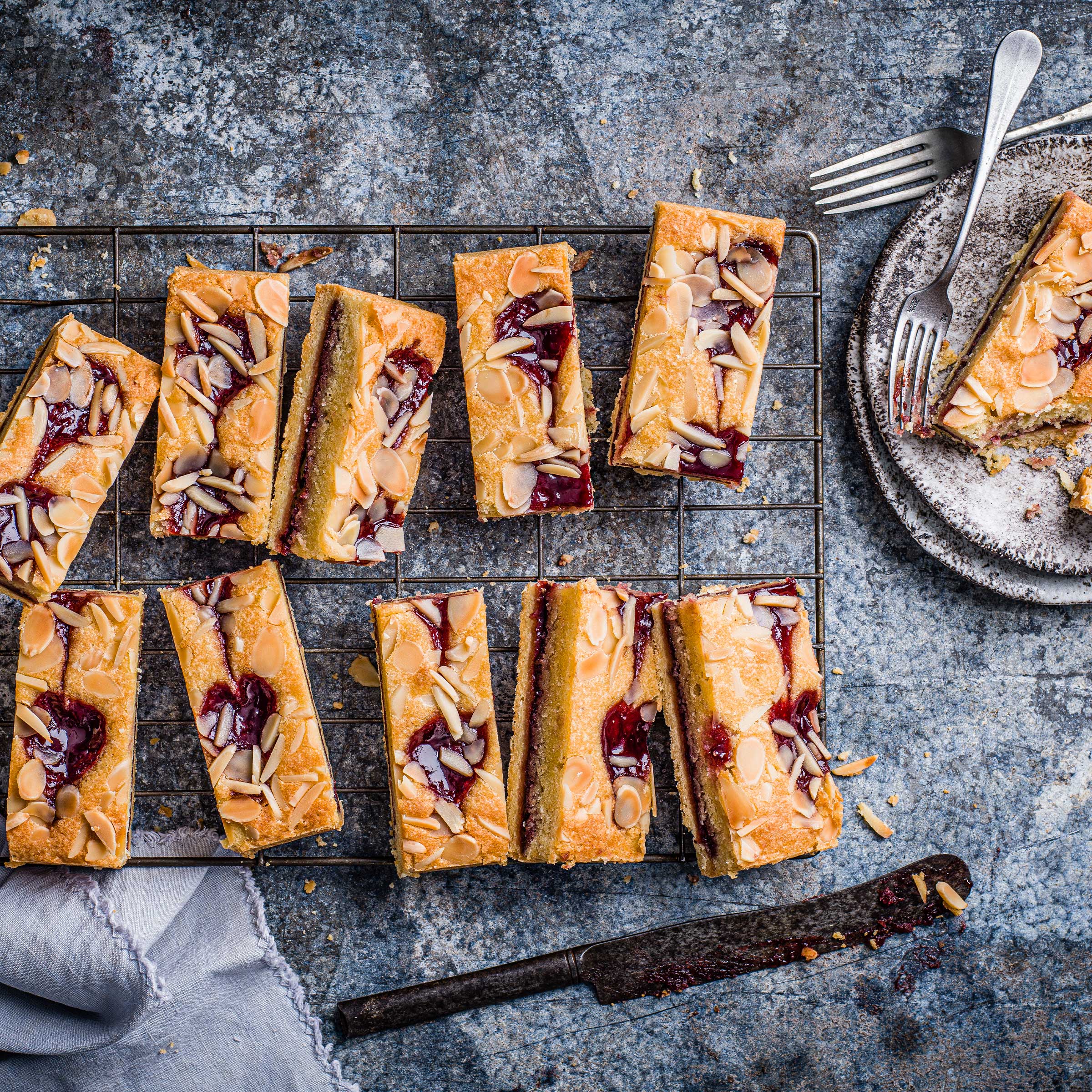 Raspberry Bakewell, Wholesale | Cakehead